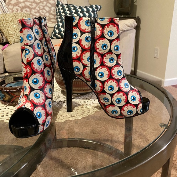 Iron Fist | Shoes | Iron Fist Peep Toe | Poshmark